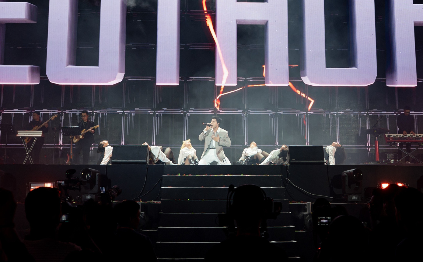 Phương Mỹ Chi, Hieuthuhai hát ở lễ hội đón năm 2026 diễn ra 5 ngày liên ...