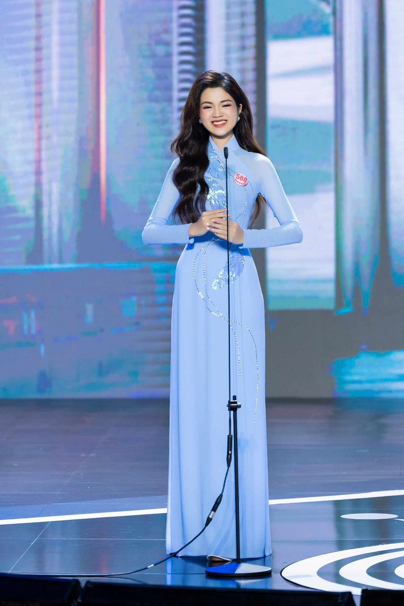 Hoa khôi có thân hình đồng hồ cát Trần Minh Thu vào chung kết 'Hoa hậu Việt Nam 2024': 'Nỗ lực ...