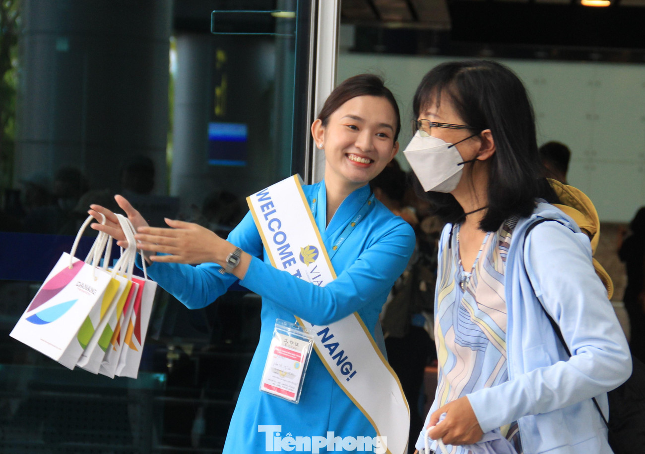 Những du khách Đài Loan - Trung Quốc đầu tiên tới Đà Nẵng kể từ khi bùng dịch | Báo điện tử Tiền ...