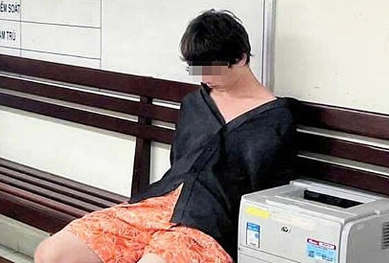 Gia hạn tạm giữ hình sự thanh niên người Nga đấm vào mặt CSGT | Báo điện tử Tiền Phong