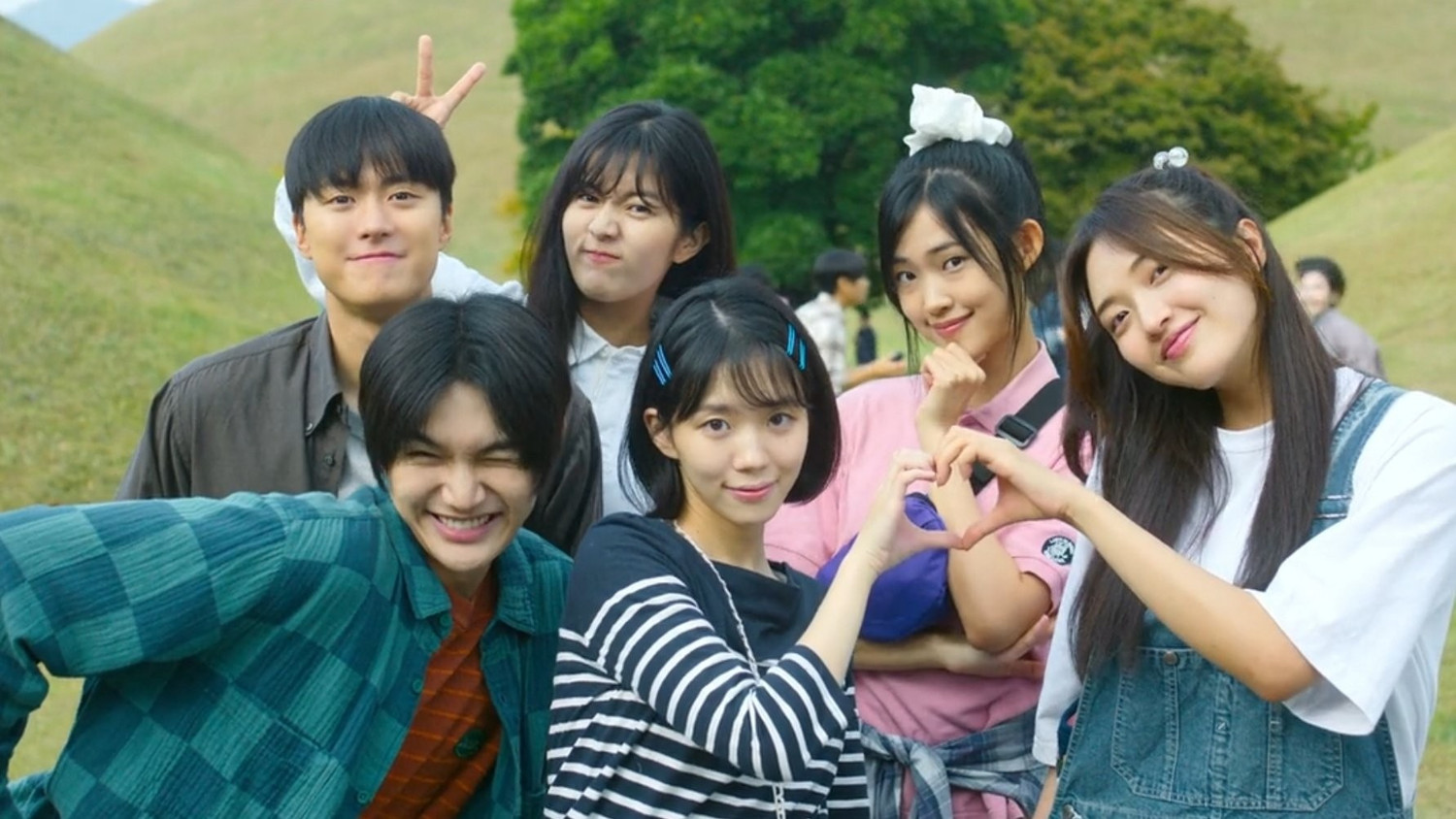 Love Untangled: Shin Eun Soo quá đỗi đáng yêu, Gong Myung chữa lành ...