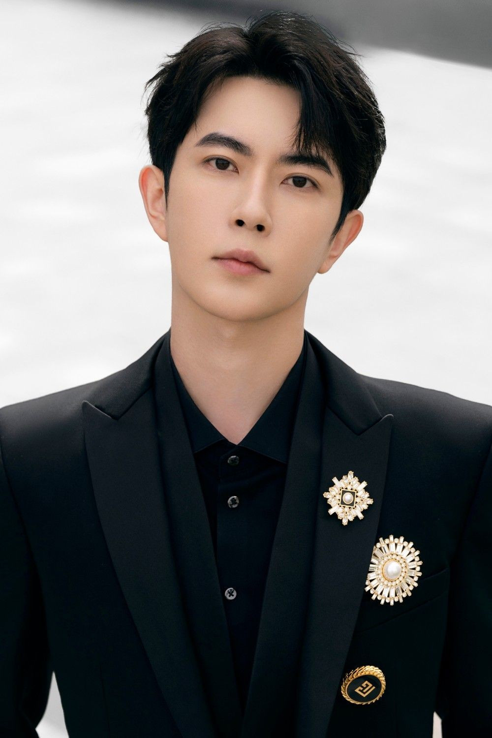 Vu Mông Lung qua đời gợi nhớ sự ra đi của nam thần quá cố Kiều Nhậm ...