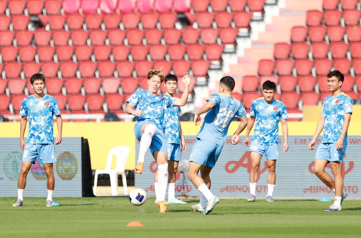 U22 Việt Nam thắng U22 Lào trận ra quân SEA Games 33 | Báo điện tử Tiền ...