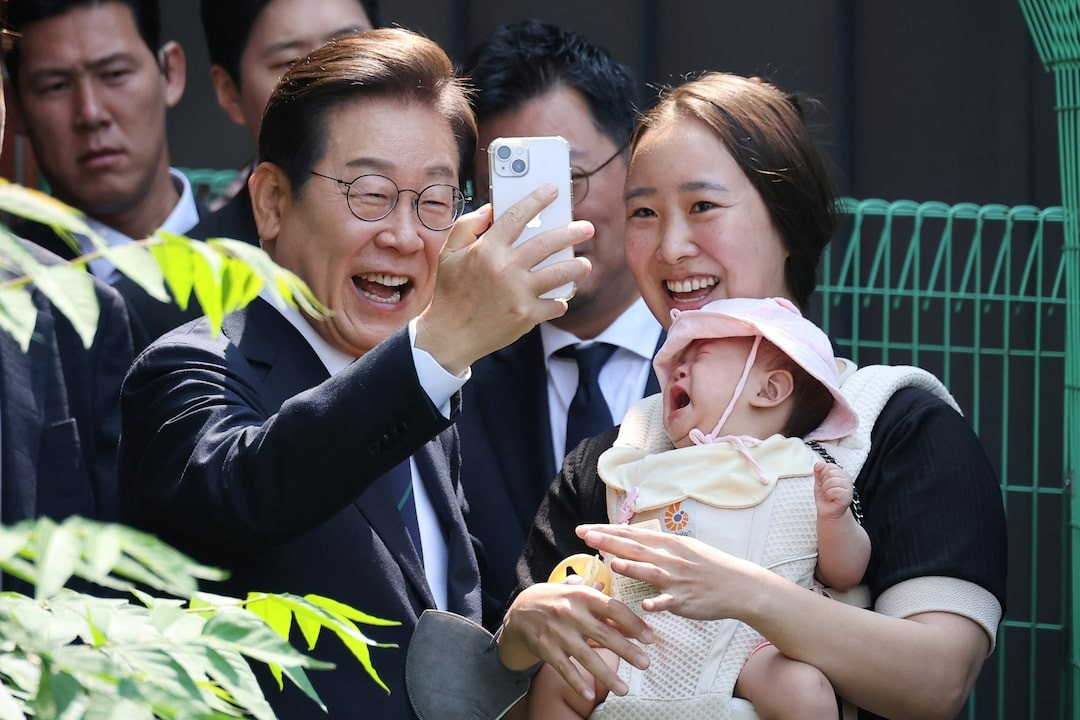 Ông Lee Jae-myung và hành trình 'vượt bão' trong chính trường Hàn Quốc | Báo điện tử Tiền Phong