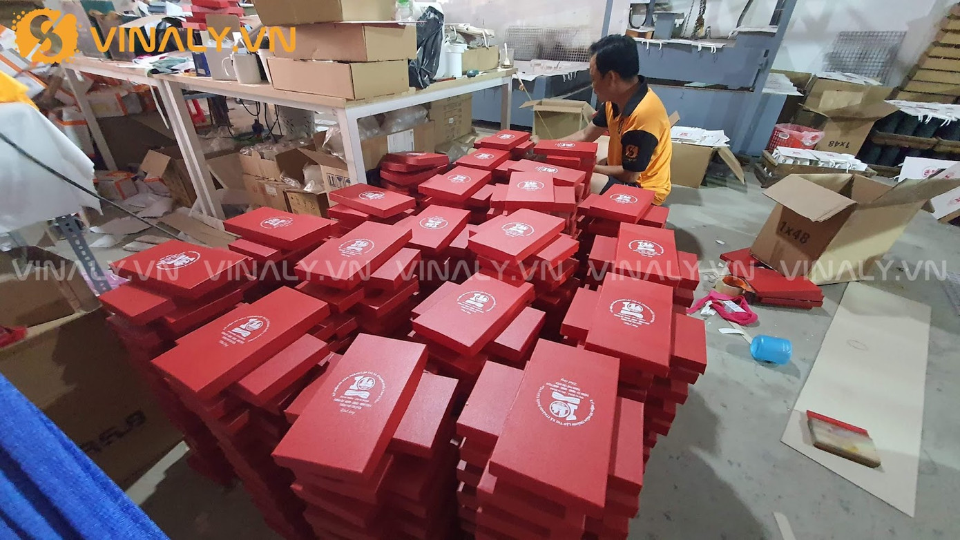 Vinaly - Giải pháp quà tặng doanh nghiệp độc đáo, tạo dấu ấn thương ...