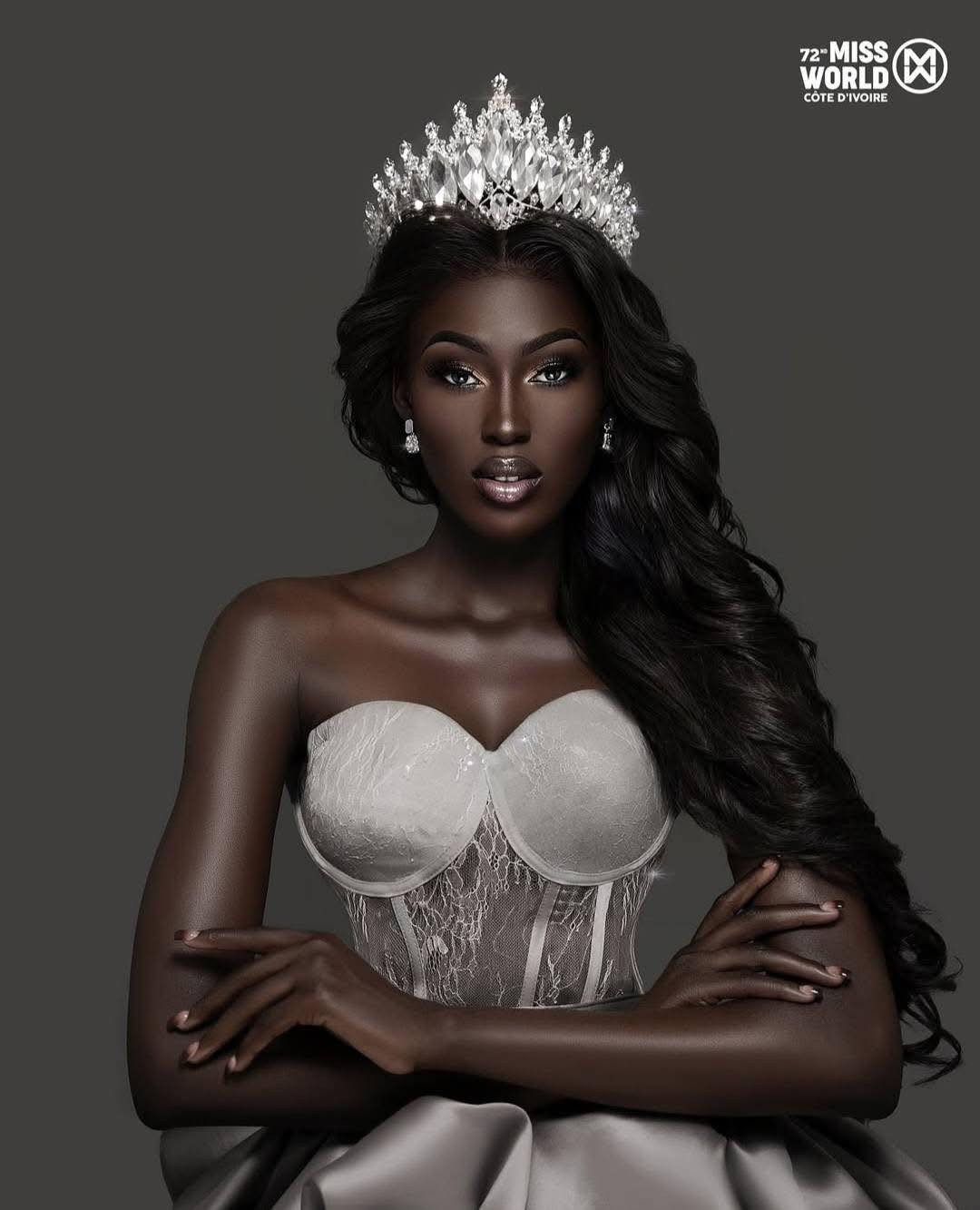 Miss World 2025: Choáng ngợp trước nhan sắc ma mị của Hoa hậu Bờ Biển Ngà | Báo điện tử Tiền Phong