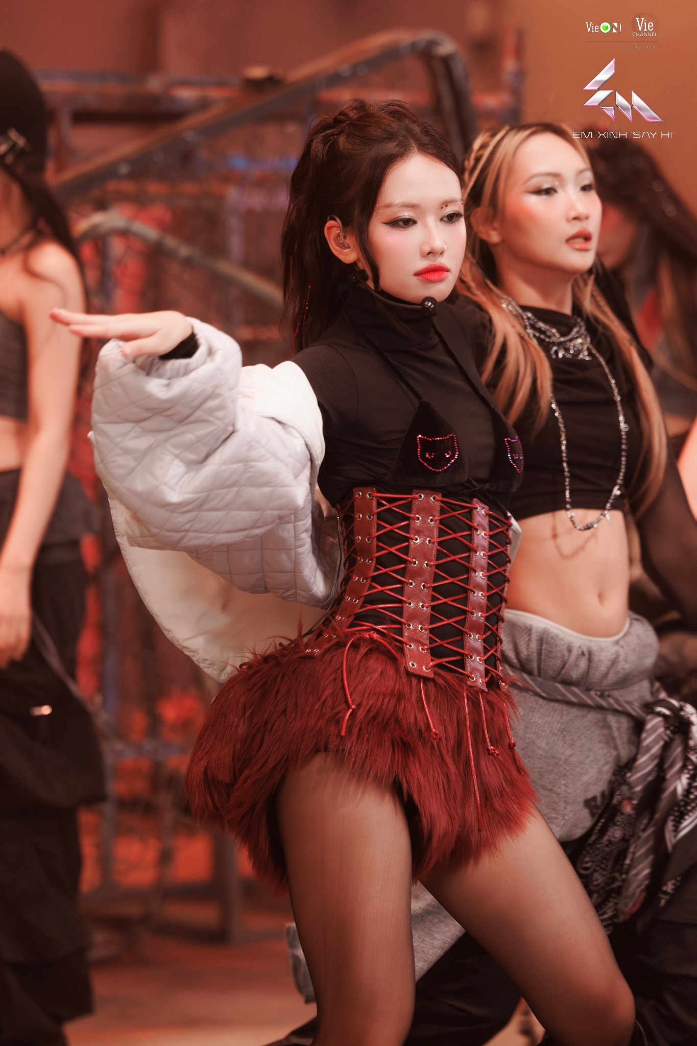 "Em Xinh" Yeolan: Giao diện chuẩn idol K-Pop, từng là "nàng thơ" của ISAAC | Báo điện tử Tiền Phong