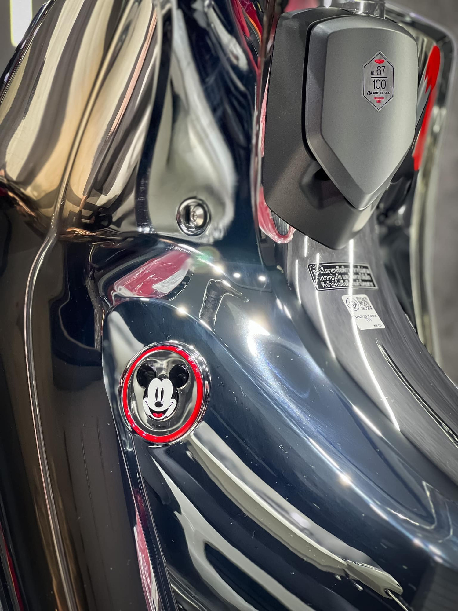 Honda Super Cub phiên bản Disney giá hơn 200 triệu đồng tại Việt Nam ...