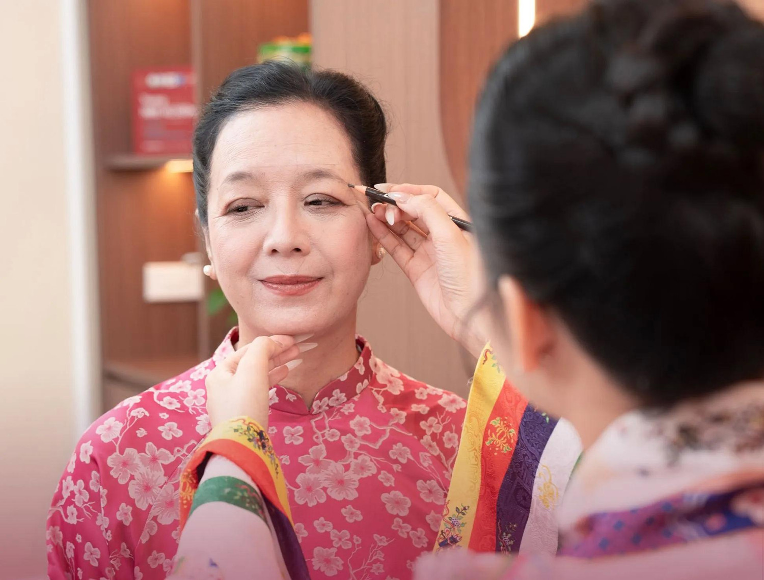 NSUT Chiều Xuân cùng hàng loạt nghệ sĩ bị xem xét đình chỉ danh hiệu ...