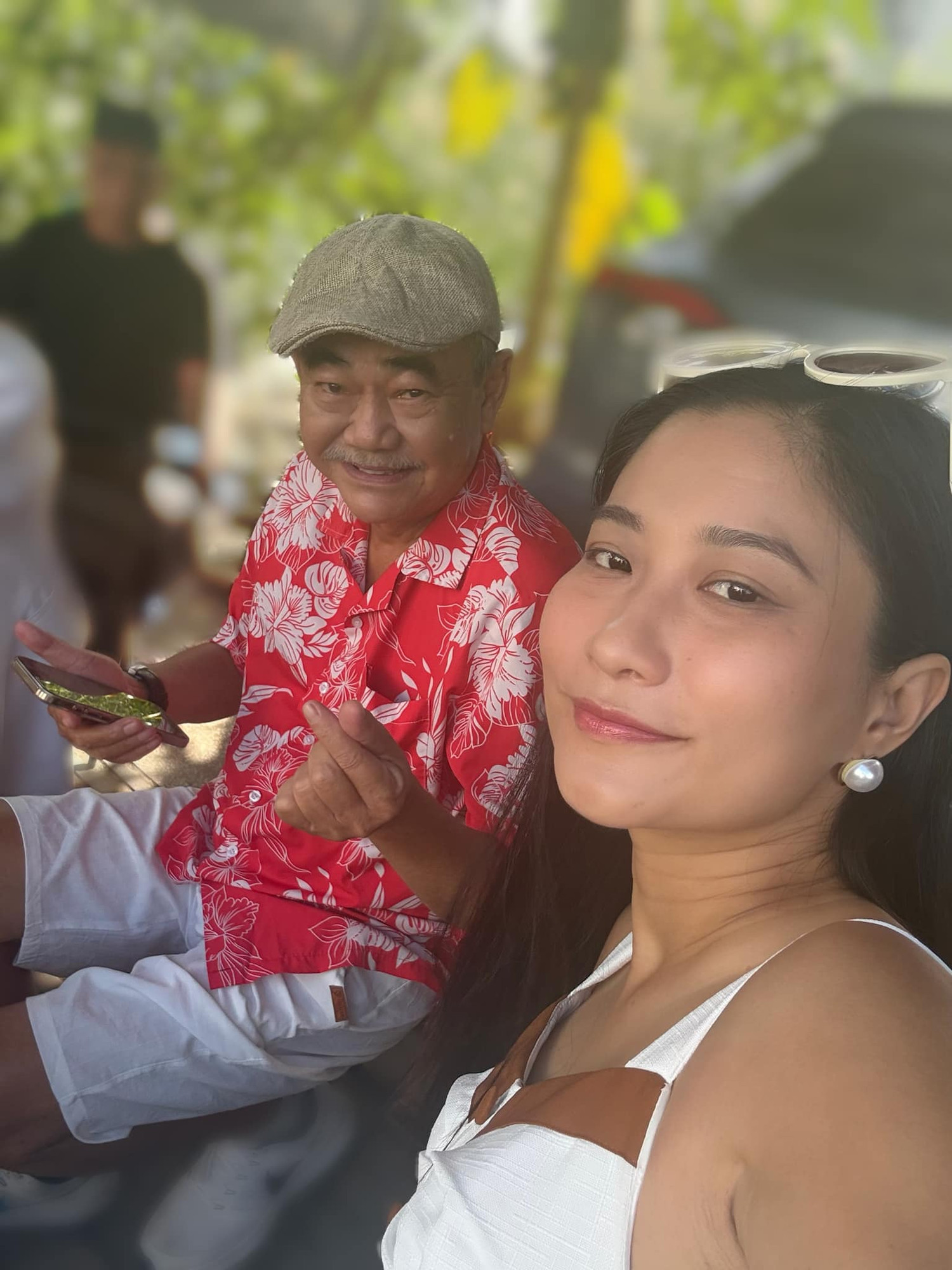 Bạn gái kém hơn 30 tuổi của NSND Việt Anh | Báo điện tử Tiền Phong