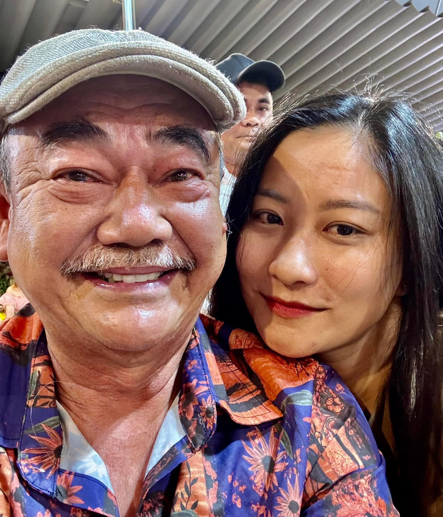 Bạn gái kém hơn 30 tuổi của NSND Việt Anh | Báo điện tử Tiền Phong