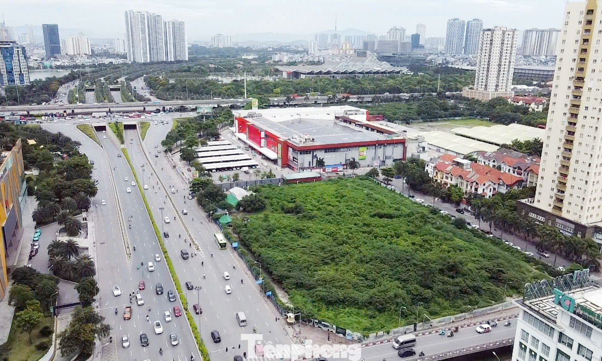 Dự án tháp tài chính gần 4.000 tỷ đồng ở Hà Nội 'hoá rừng' sau 20 năm ...