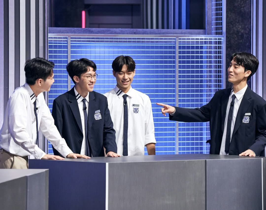 Kim Gyumin là Hyunbin của University War 2, "đại đế" lowkey khiến dàn ...