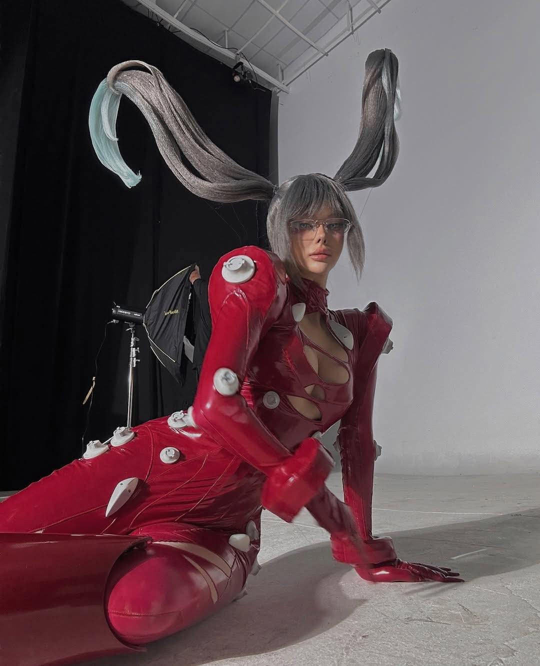 Lim Feng - người đứng sau phong cách thời trang độc đáo của Wren Evans là ai? | Báo điện tử Tiền ...