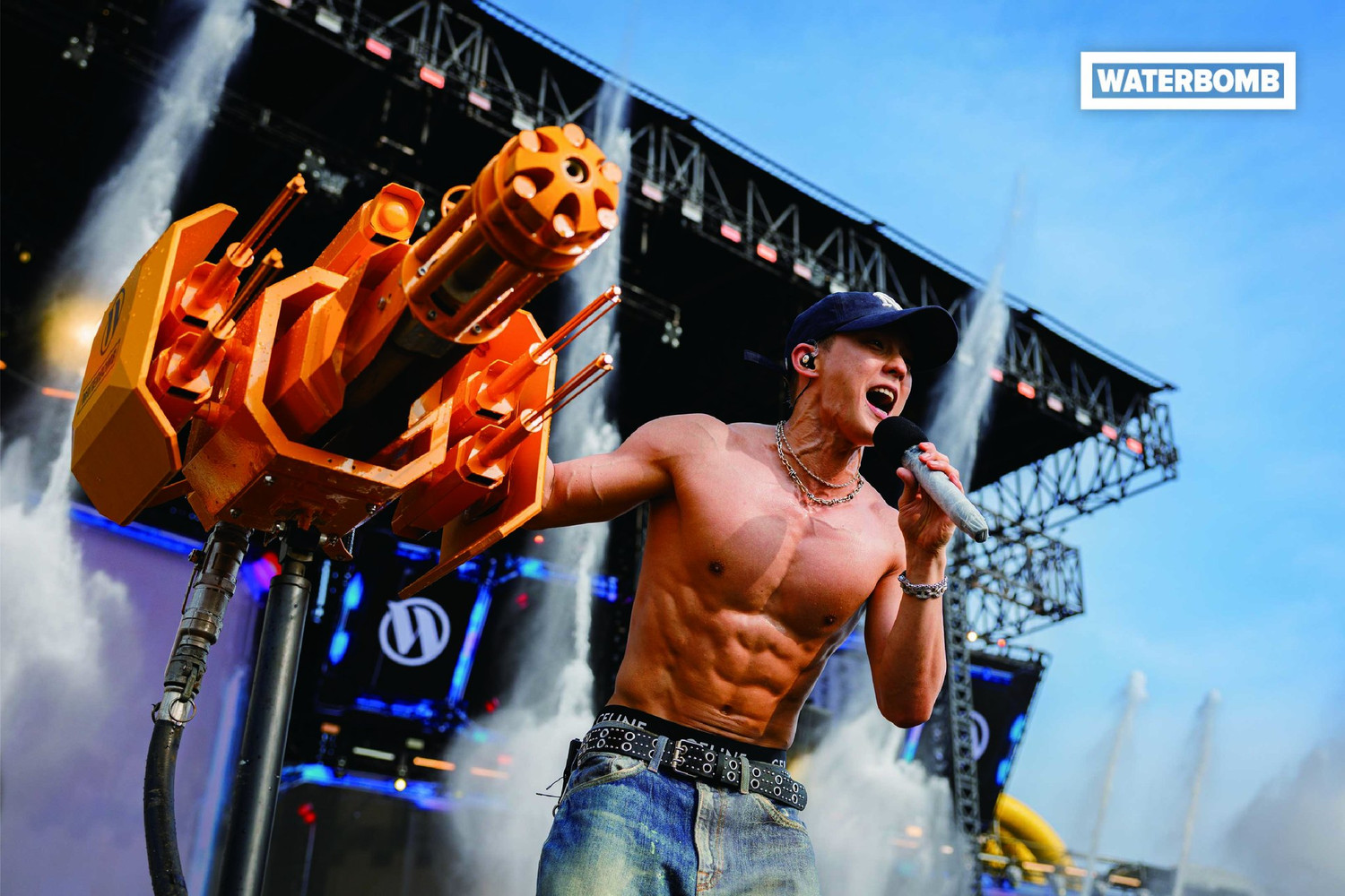 Waterbomb Festival: JYP, Eun Bi gây sốc, 2NE1 diện trang phục nhà mốt Việt | Báo điện tử Tiền Phong