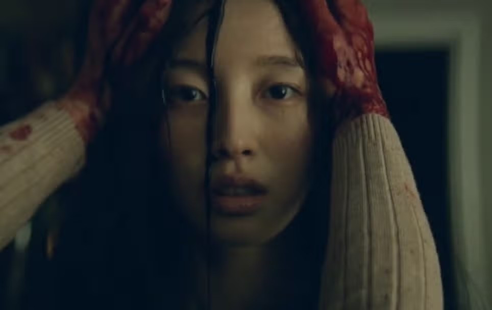 S Line cuốn hút đến từng giây: Arin diễn hay bất ngờ, Lee Soo Hyuk hóa ...