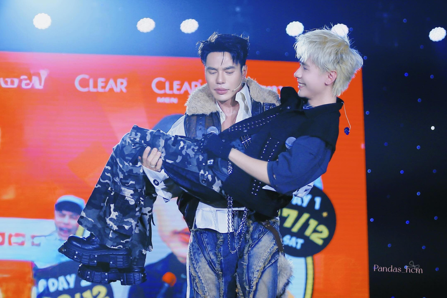 Fan meeting Lê Dương Bảo Lâm: "Diễm" tiết lộ bị đàn anh Trấn Thành đòi ...