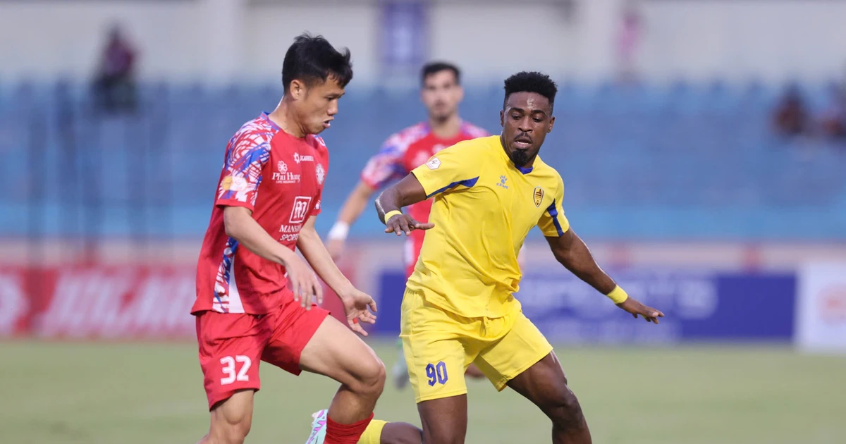 Số phận các đội bóng V-League ra sao khi sáp nhập tỉnh, thành? | Báo ...