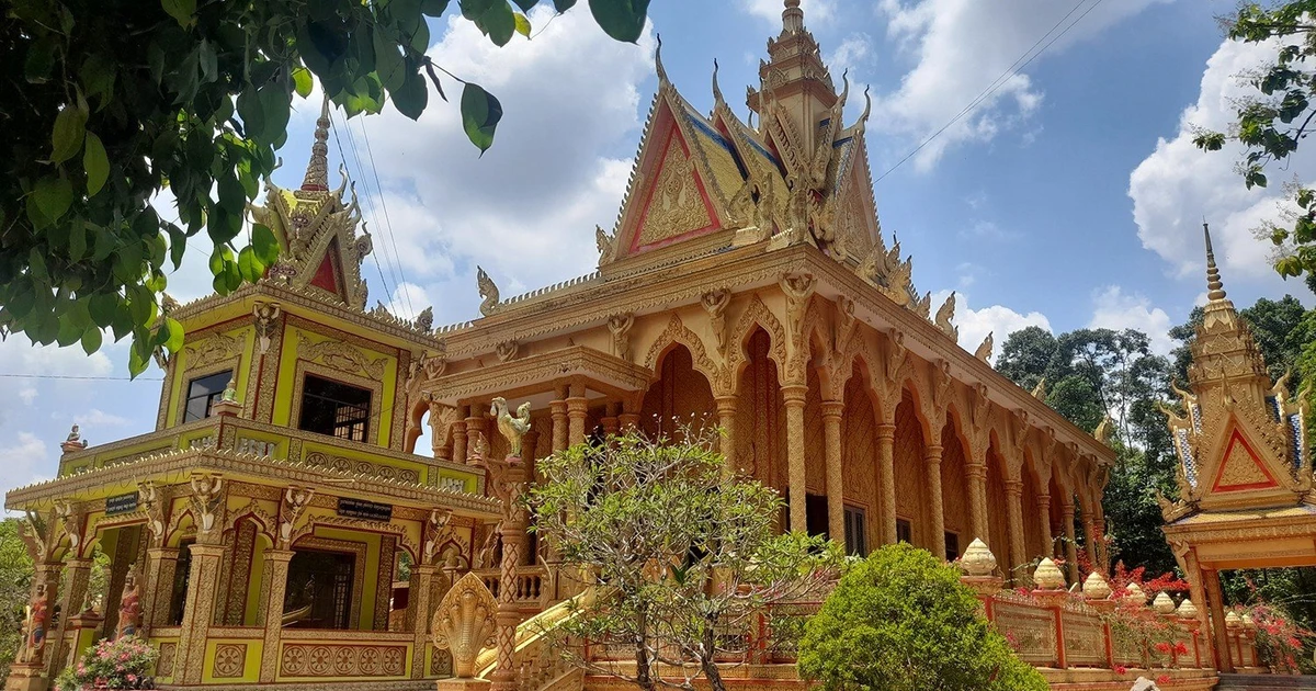 Ngỡ ngàng kiến trúc độc đáo chùa Khmer ở Trà Vinh