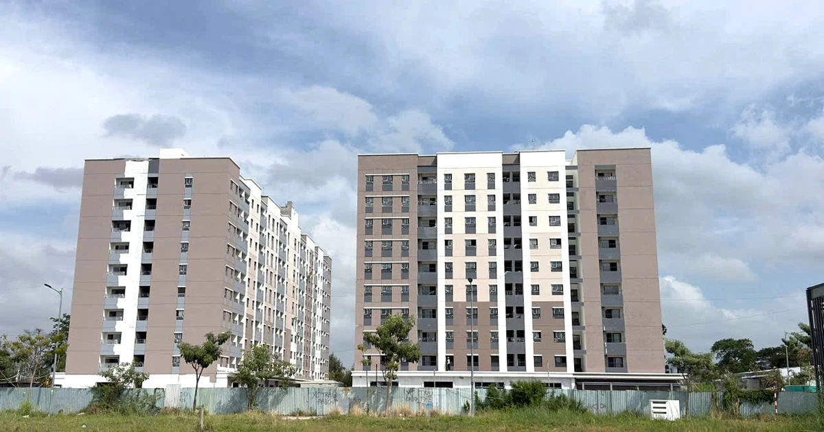 Chậm bàn giao nhà ở xã hội, cư dân Golden City kêu cứu | Báo điện tử ...