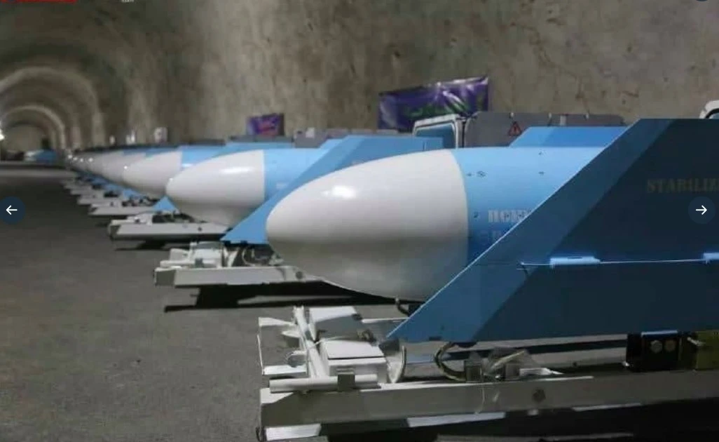 Iran lộ căn cứ tên lửa tuyệt mật bên bờ Vịnh Ba Tư