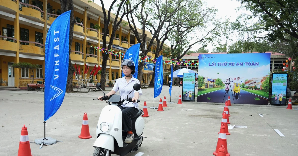 Xe máy điện VinFast Motio - Mẹ chọn, con vui, cả nhà tâm đắc | Báo điện ...