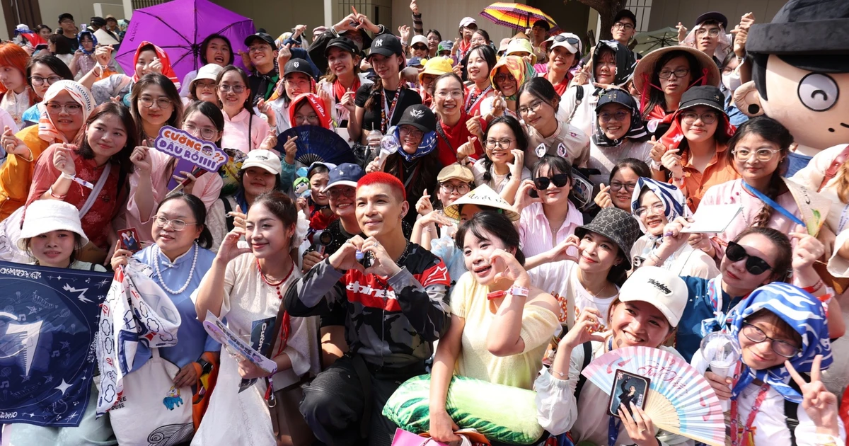Gần 150.000 khán giả đi xem concert Anh trai vượt ngàn chông gai TPHCM ...