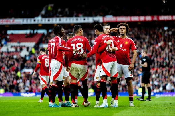 Zirkzee lập cú đúp, MU thắng dễ Everton | Báo điện tử Tiền Phong