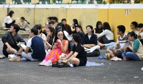 Thói quen uống cà phê bệt ở TPHCM trở lại
