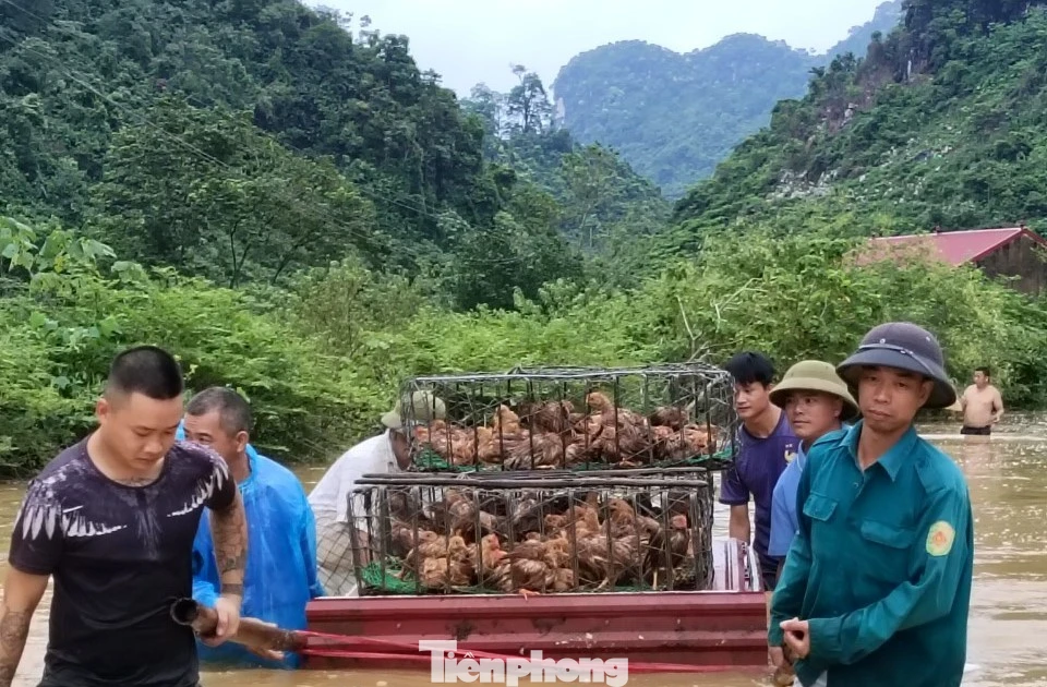 Mưa lớn gây ngập sâu ở Lạng Sơn