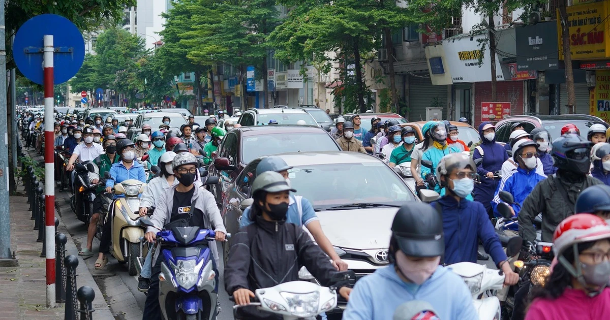 Hà Nội tổng rà soát ô tô, xe máy xăng dầu trên địa bàn | Báo điện tử ...