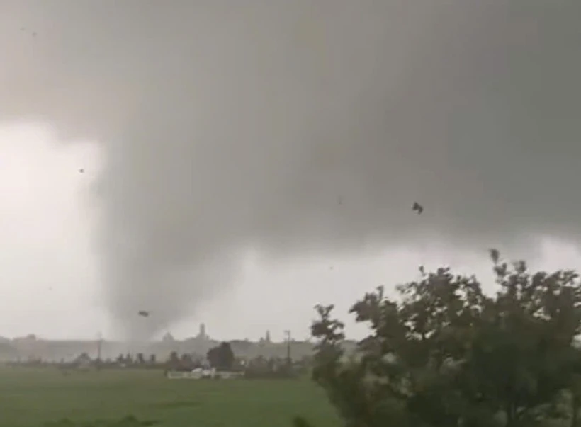 Lốc xoáy lại xuất hiện lúc rạng sáng ở Hải Phòng | Báo điện tử Tiền Phong