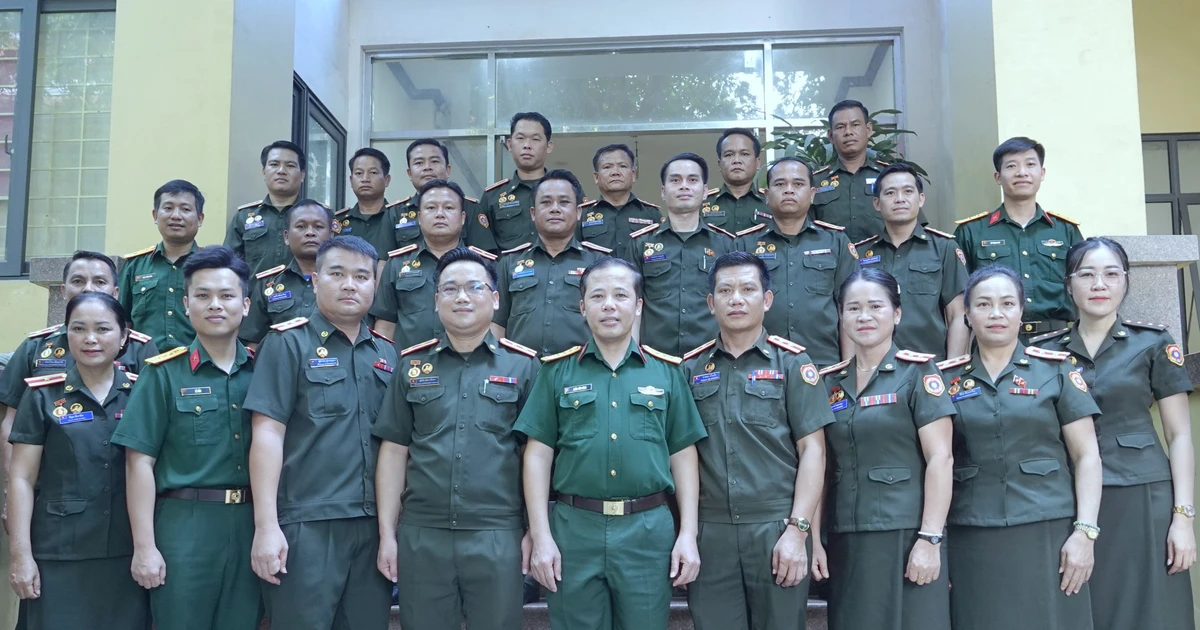 Sĩ quan Quân đội Việt - Lào tọa đàm nghiệp vụ công tác thanh niên | Báo điện tử Tiền Phong