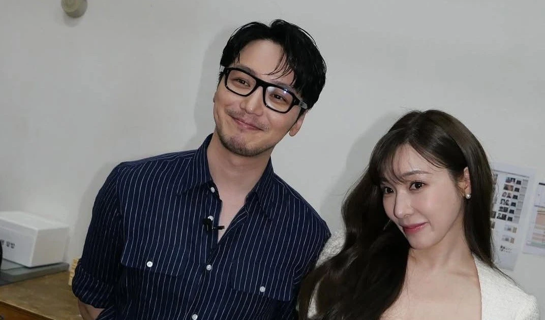 Soi lại dấu hiệu Tiffany Young - Byun Yo Han hẹn hò, từ nhẫn đôi đến ...