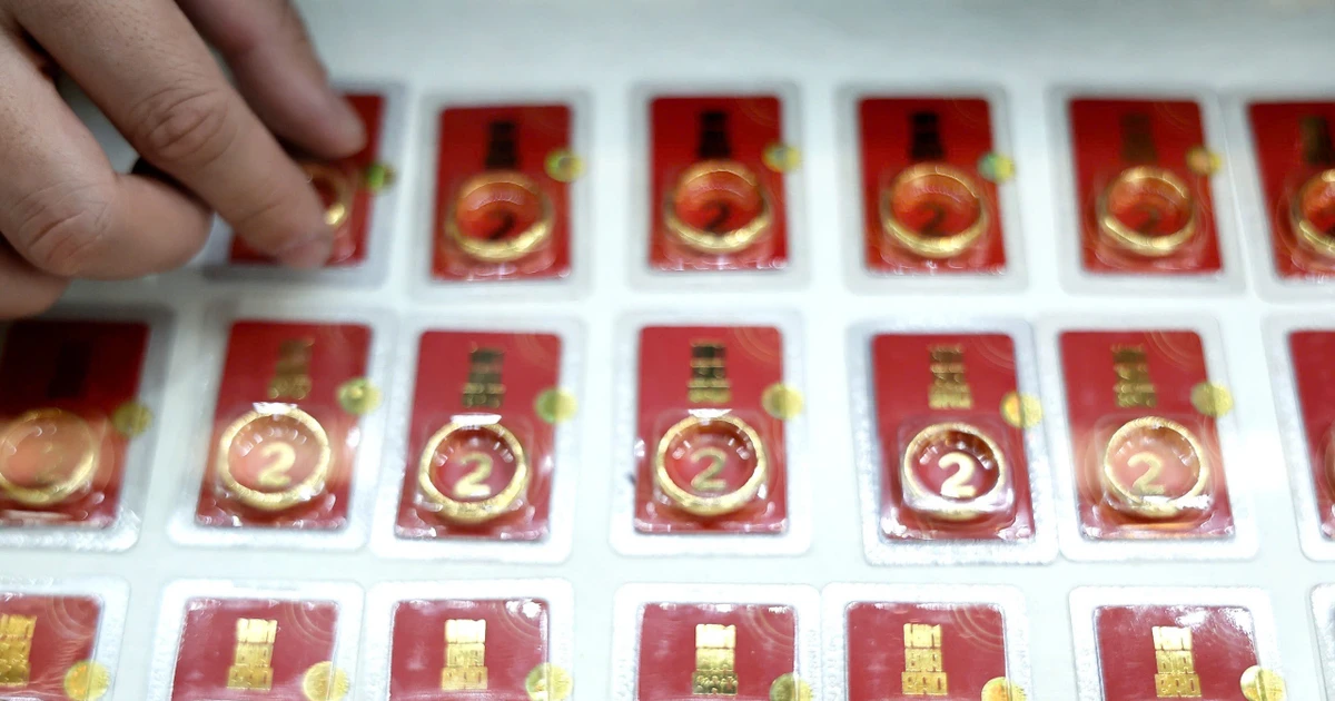Giá vàng quay đầu giảm